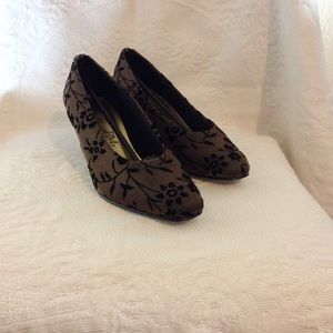 PM Collection By 9 2 5 | Shoes | Pm Collection Shoes | Poshmark